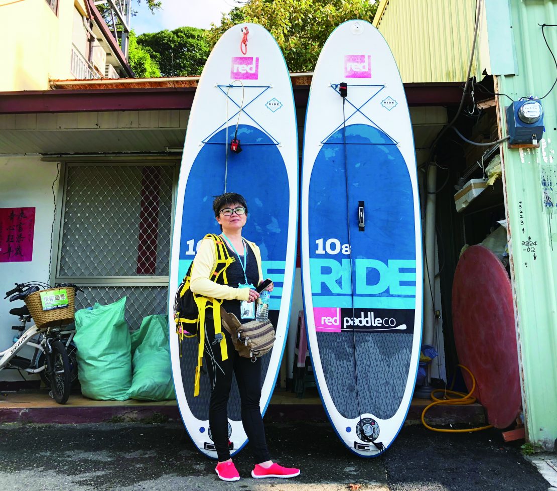 Paddleboarding on Sun Moon Lake - TaiwanFun
